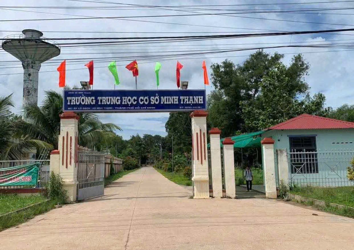 Bán Đất 300m2, có thổ cư 200m, nằm gần Chợ Thái Bình, Xã Minh Thạnh ...
